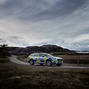 Här är polisens nya superbilar - Volvo XC60 blir polisbil - V90 får 300 ...