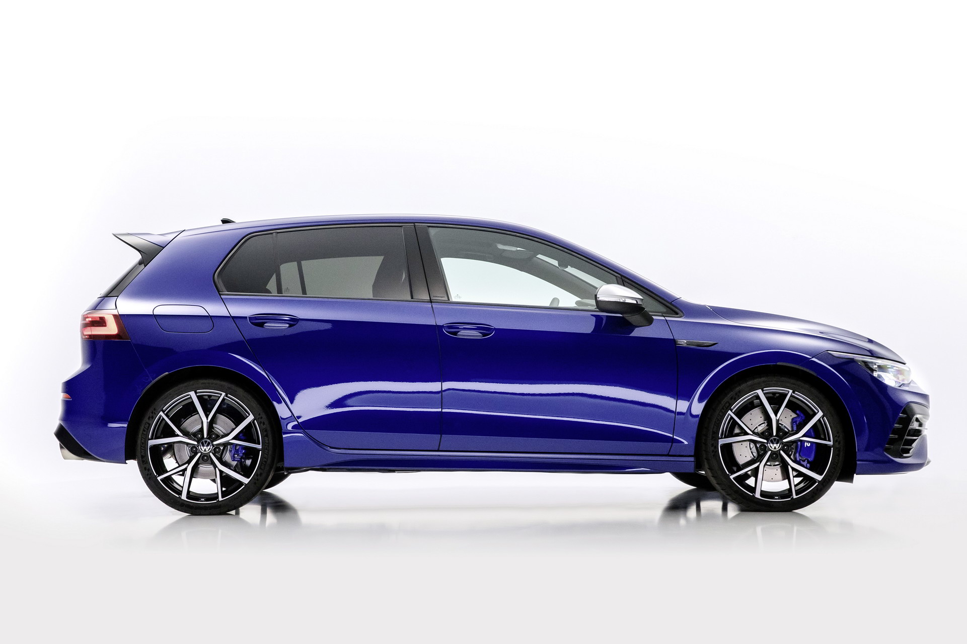 VW avslöjar: Golf blir elbil – ID.2 All släpps som SUV | Carup.se