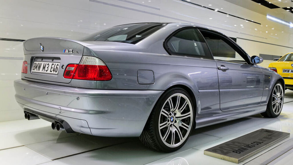 Ikonisk BMW M3 CSL reas ut på auktion – gått 470 mil på 20 år | Carup.se