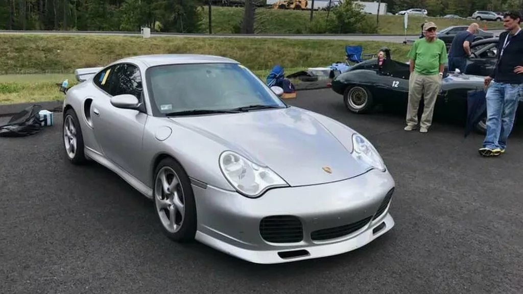 Så körde Tom 108 700 mil – med en Porsche 911 Turbo | Carup.se