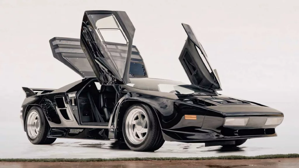 Försvunna superbilen Vector W8 hittad efter 30 år | Carup.se