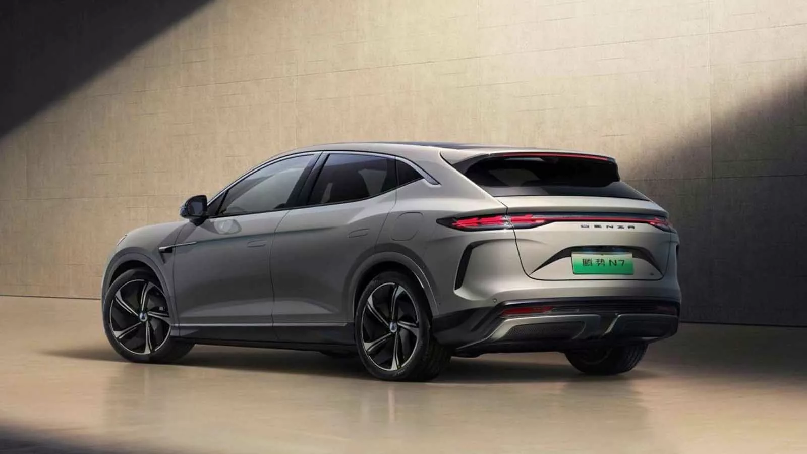 Kinesiska BYD släpper lyxig Tesla Model Y-utmanare | Carup.se