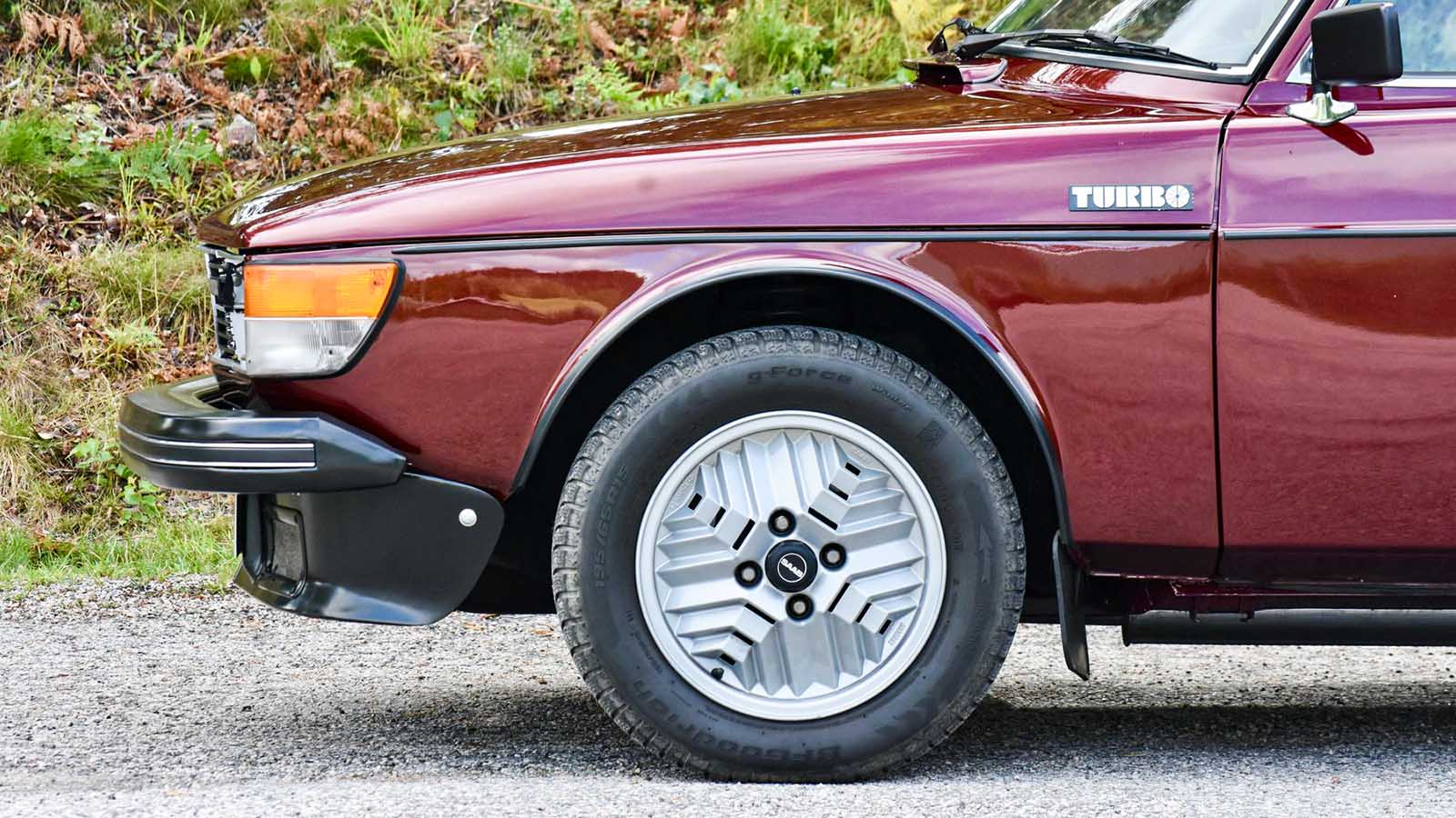 Ikonisk Saab Turbo renoverad till perfekt skick | Carup.se