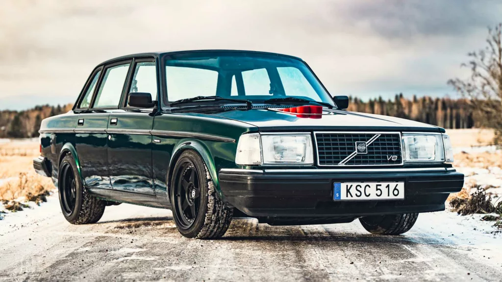 Unik Volvo 240 med Volvos egen V8: ”Riktigt ball” | Carup.se