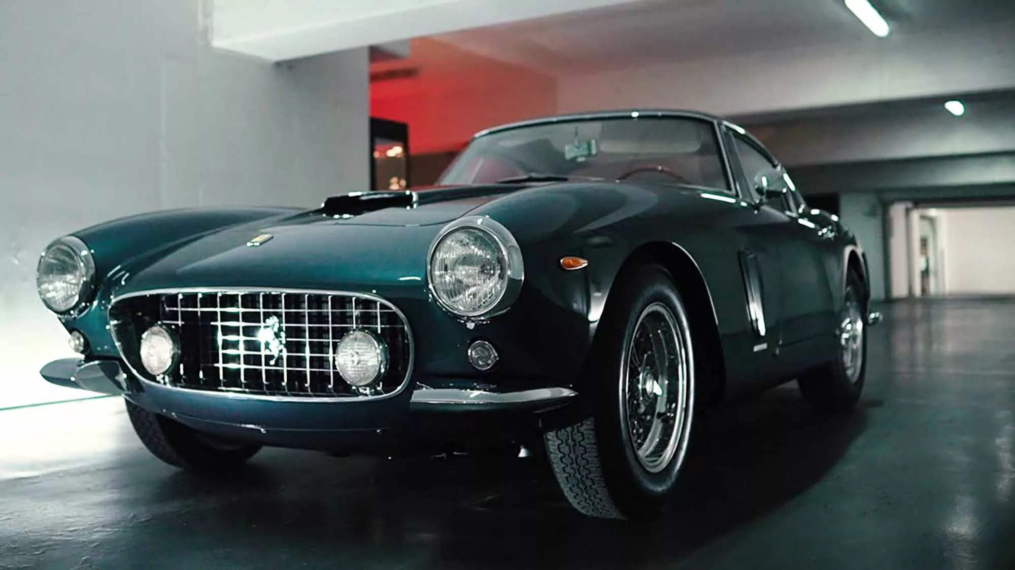 Rekord: Modekung säljer Sveriges dyraste bil | Carup.se