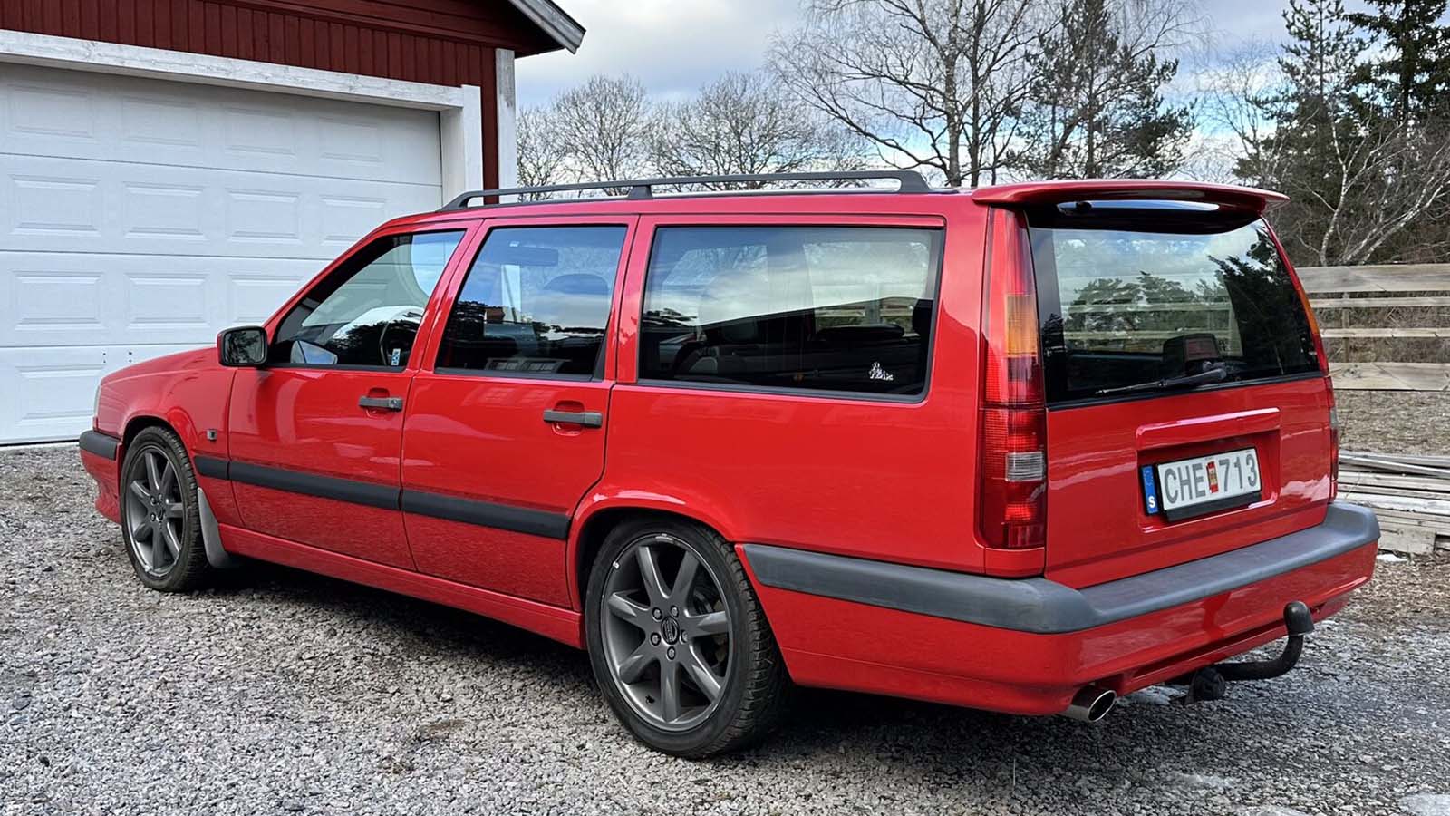 Volvo-värstingen 850 T-Röd säljs på auktion | Carup.se