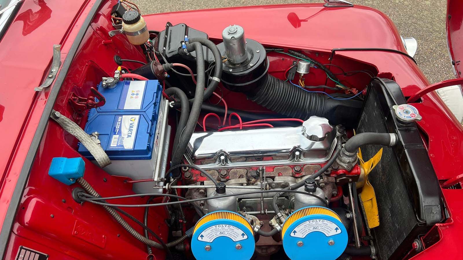 Glänsande PV Sport med B20-topp säljs på auktion | Carup.se