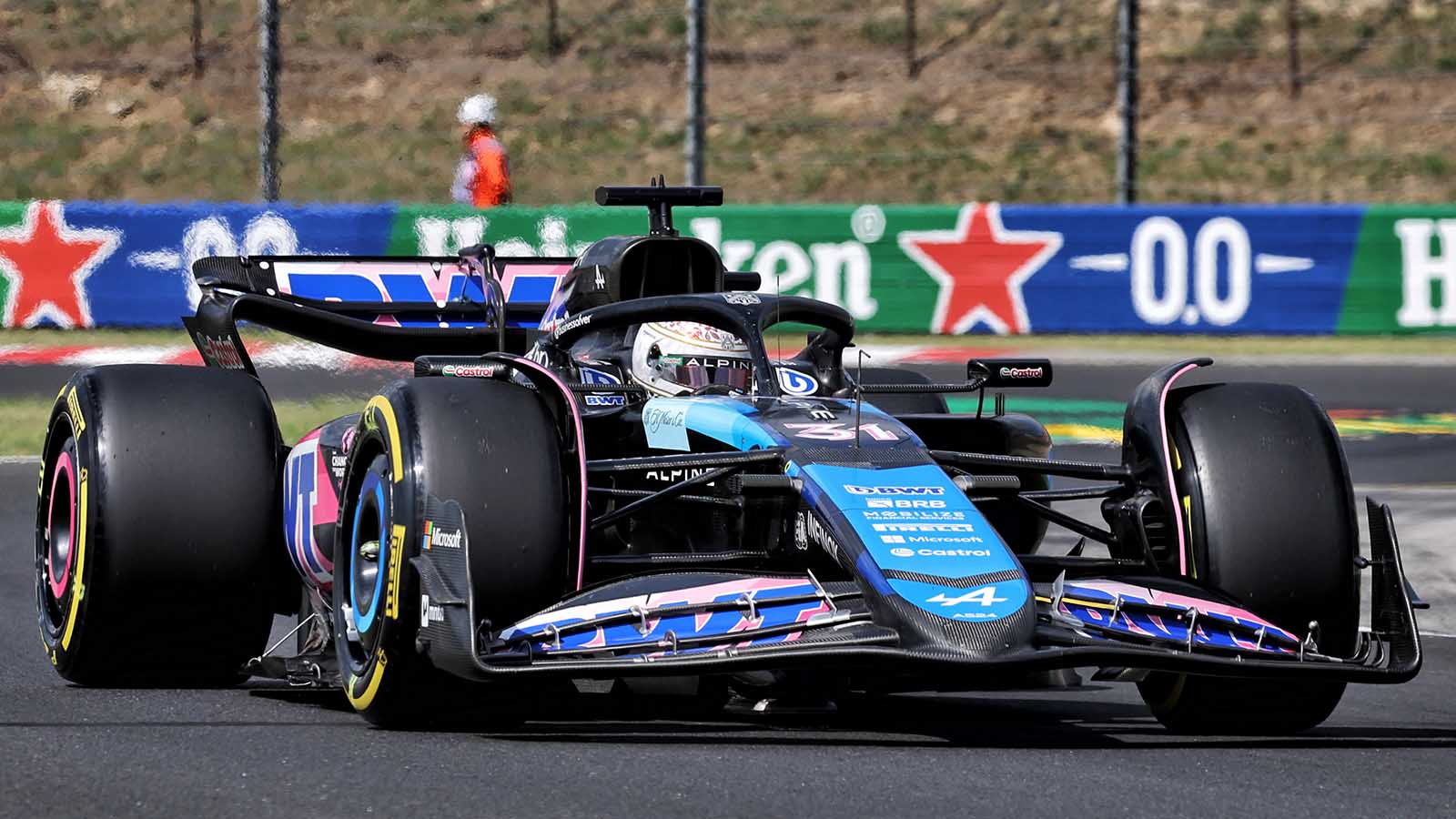 F1-stjärnan fick gå – nu säkrar han nytt kontrakt | Carup.se