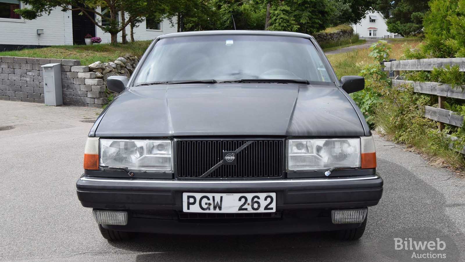 Dolph Lundgrens Säpo-Volvo säljs på auktion | Carup.se