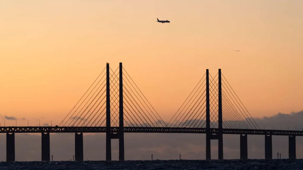 Rekord för Öresundsbron – tjänar miljarder | Carup.se