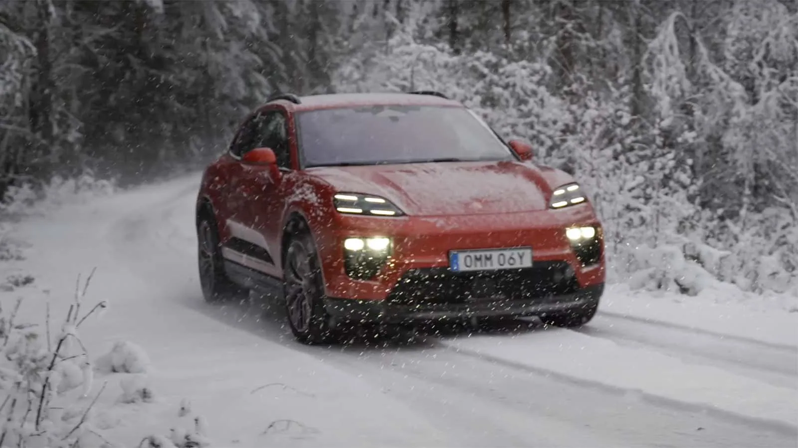 Svenskt vintertest: Så bra är nya Porsche Macan | Carup.se