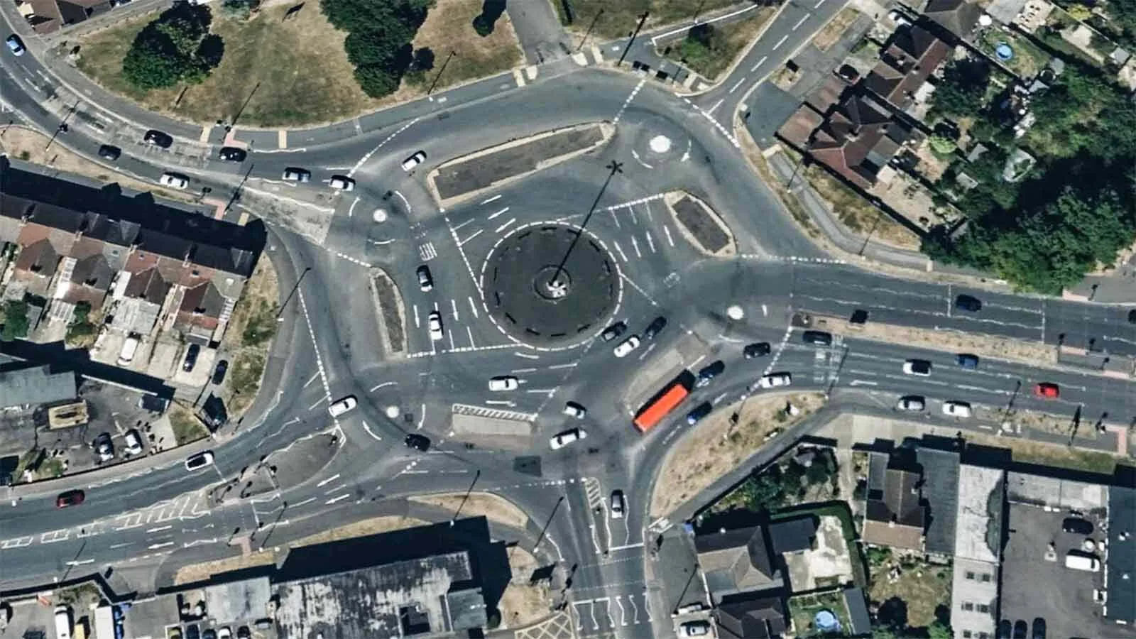 Sjuka rondellen som får bilister att darra | Carup.se