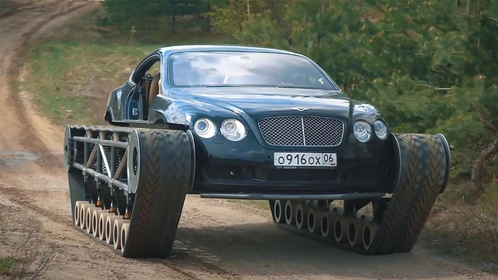 Ryska polisen slog till mot Bentley-tank | Carup.se