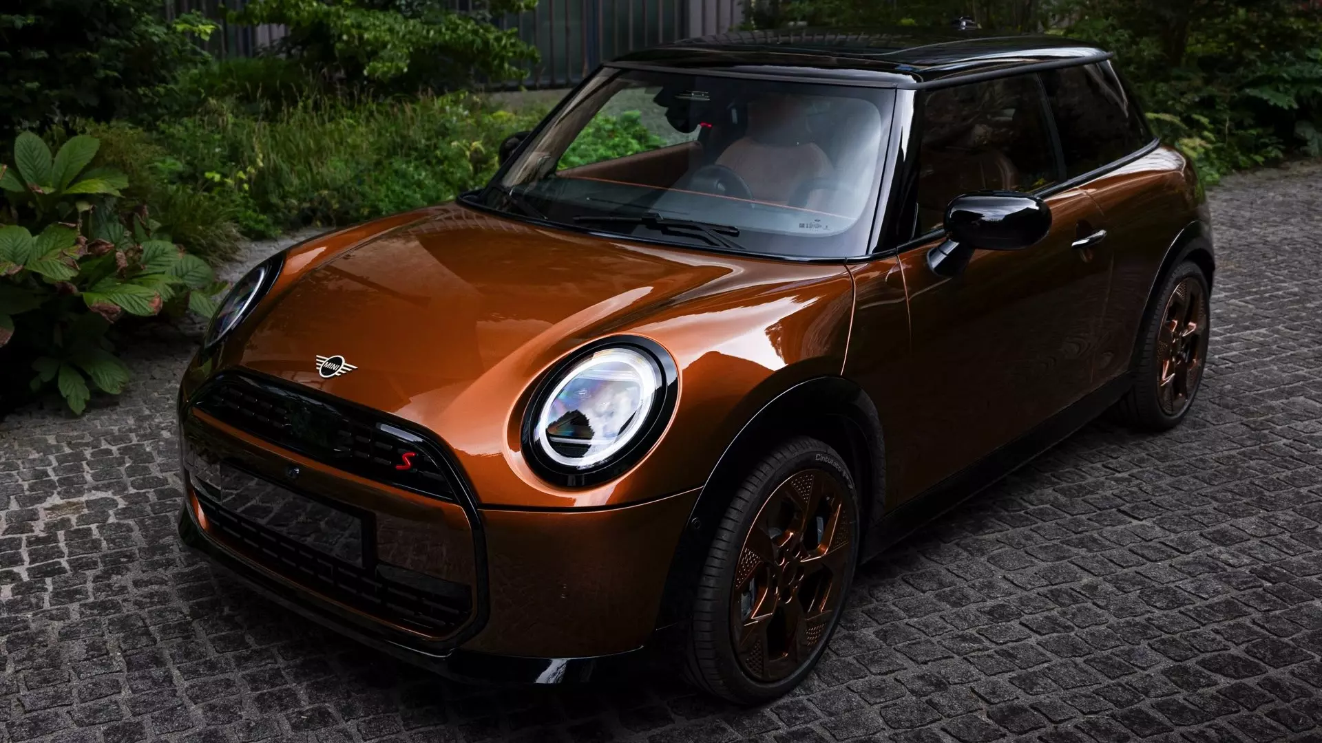 Minis oväntade drag – släpper en Saab-modell | Carup.se