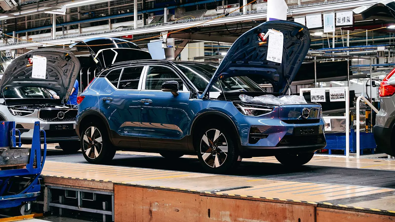 Kris för Volvo: Elbilsfabrik stoppad – 4000 skickas hem | Carup.se