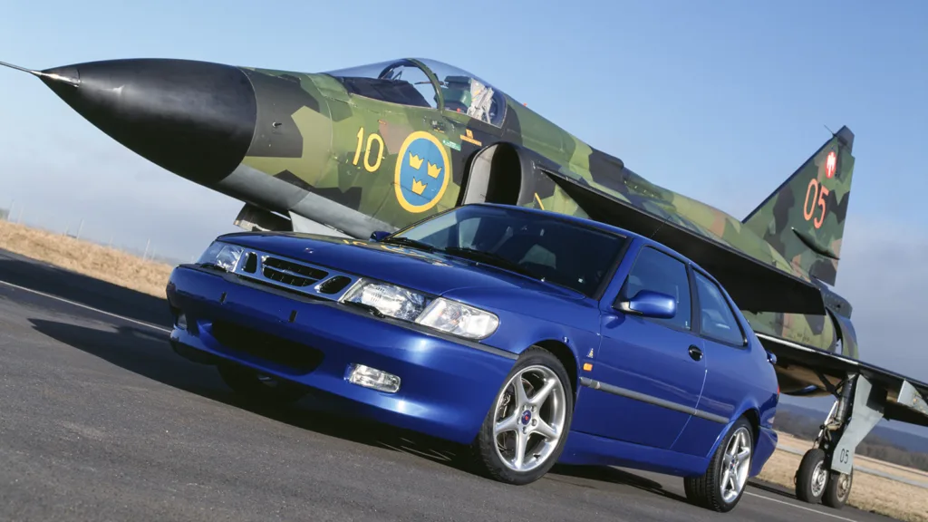 Ägd av kvinna i 20 år – flygfärdig Saab Viggen | Carup.se
