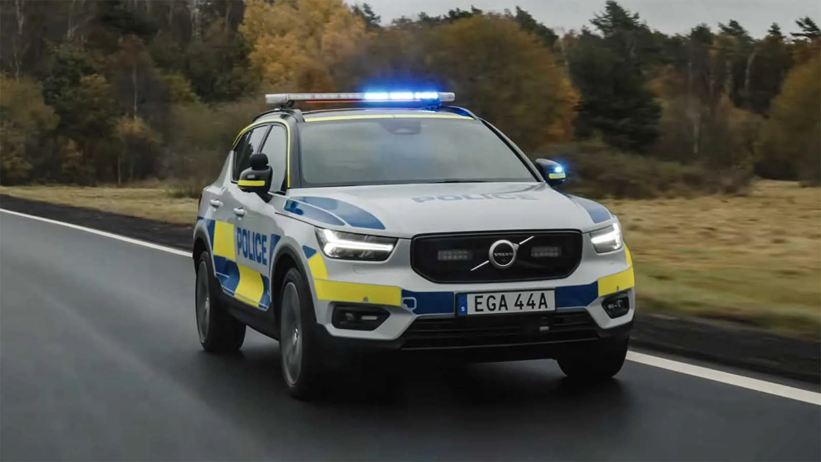 Kör Volvos eldrivna polisbil – som svensk polis ratar | Carup.se