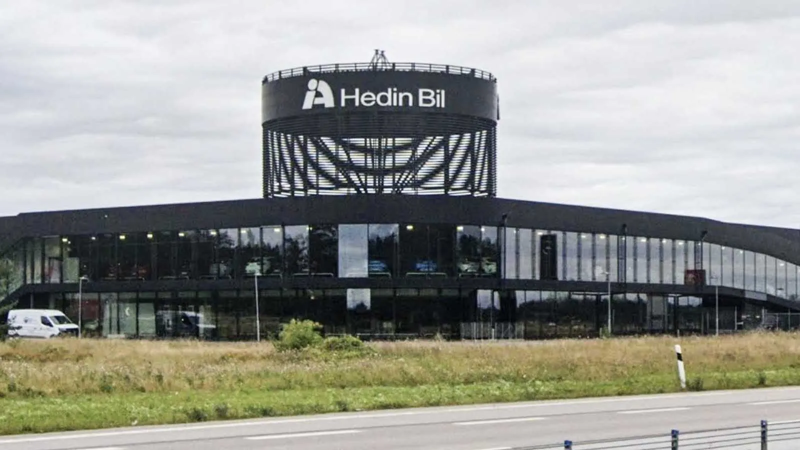 Hedin Bil säljer av Renault och Dacia-importen i Sverige | Carup.se