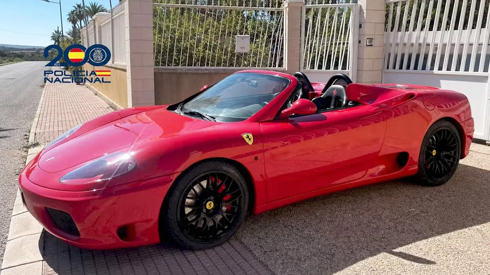 Annonserade ut sin Ferrari-kopia – greps av polis | Carup.se